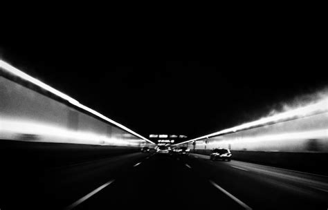 Premium Photo Road Passing Through Tunnel