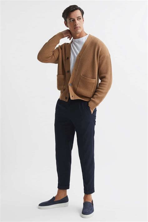19 Cardigan Outfits For Men That Won T Make You Look Old Artofit