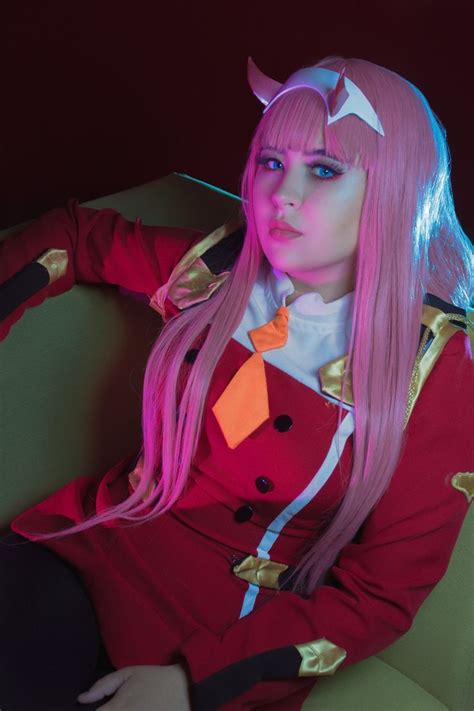 Zero Two Cosplay By MelloMeow