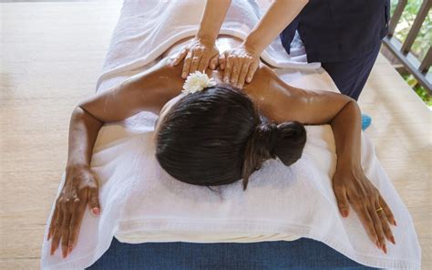Premium Photo Thai Asian Women Getting Thai Massage At A Luxury