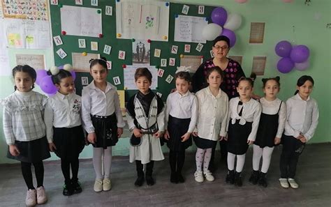 ზესტაფონის N5 საჯარო სკოლის Ii კლასის მოსწავლეთა დედაენის დღისადმი მიძღვნილი შთამბეჭადვი