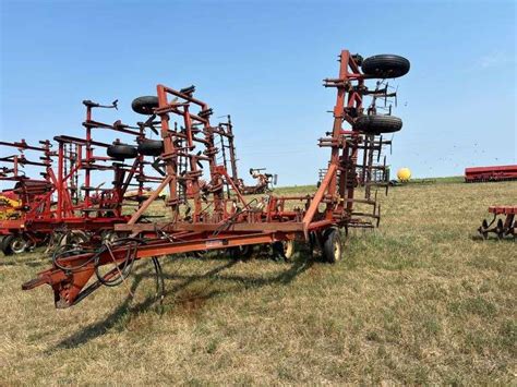 30 Ft Melroe 505 Chisel Plow Integrity Auctioneers