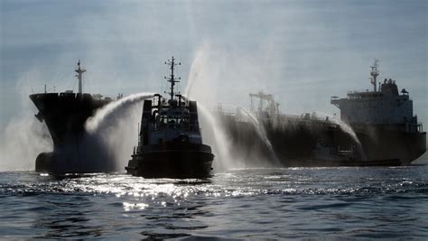 Collisions Between Vessels Liability And Coverage Mapfre Global Risks