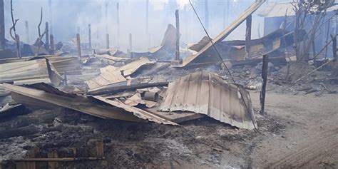 မြင်းခြံရှိကျေးရွာများ မီးရှို့ခံရပြီး အရပ်သား ၃ ဦး သေဆုံး၊ စစ်တပ်က ဗုံးကြဲသဖြင့် ဆီဆိုင် တမ