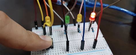 Construcción de una escultura LED controlada por arduino Telenoika