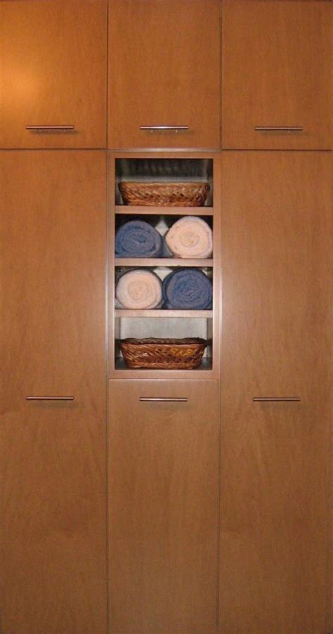 Modern Linen Cabinet Linen Cabinet Cabinetry Design Modern Linens