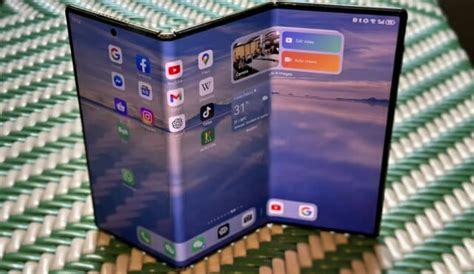 삼성 트리폴드폰 오는 9~10월 공개 유력