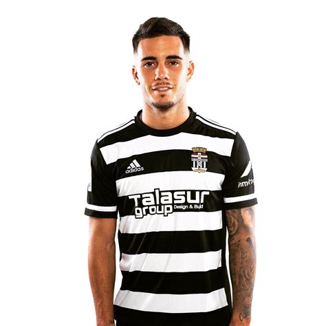 “en Estos Momentos Me Encuentro Más Fuerte Y Motivado Que Nunca Queda