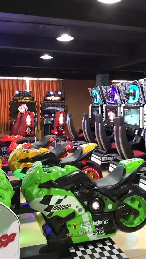 초기 D 아케이드 기계 무료 게임 자동차 경주 아케이드 게임 기계 Buy 초기 D 아케이드 기계시뮬레이터 아케이드 경주용 차 게임 기계초기 개발 기계 Product