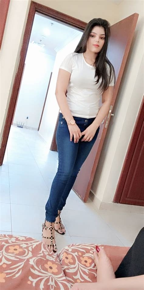 Manvika Indian Escort Indian Escort In Ajmān