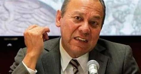 Estrategia De Seguridad Fachada Para Encubrir Relación Con Crimen Prd