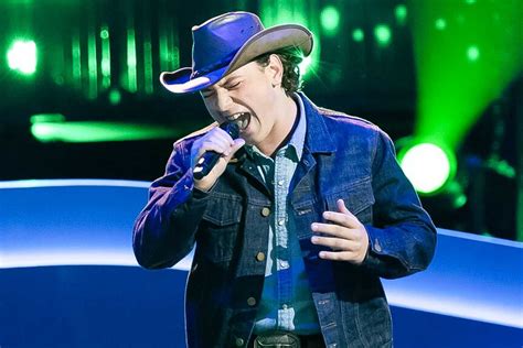 Watch Trevon Dawsons Blind Audition On The Voice Season 27