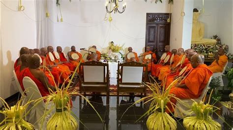 කලාතුරකින් අහන්න දකින්න ලැබෙන පෞරාණික ඝන සජ්ජායන පිරිත් දේශනාව Youtube