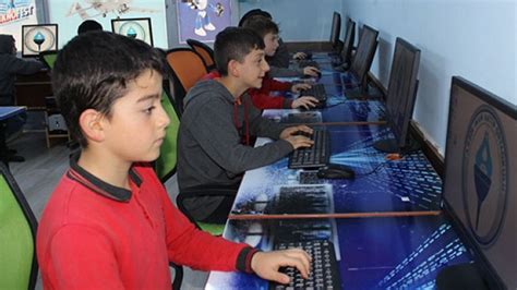 Kodlama Yazilim Ve Algorİtma ÖĞrenecekler Taka Gazete Trabzon