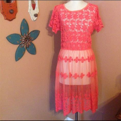 Landb Lace Cover Up