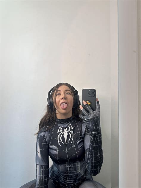 Would You Y Or N F18 Spidergirl R Cosplaygirlsnsfw