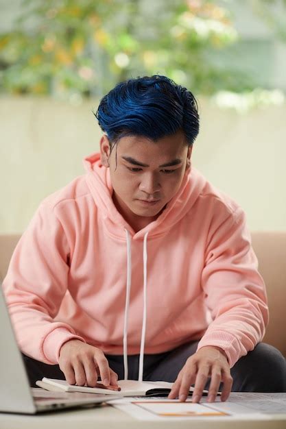 Premium Photo Serious Ui Design Babe