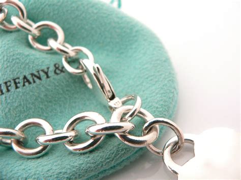 Tiffany And Co Silver Return To Tiffany Heart Tag Bracelet Bangle 85