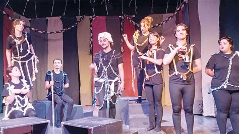 Gençlerden Brecht Tiyatro Dergisi