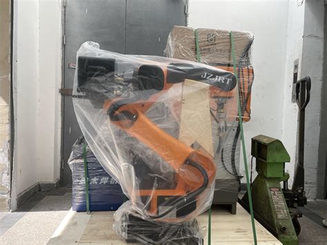 Kuka Industrial Robot 6 Axis Arm Kit High Quality Payload 100kg Manipulator Industrial Robot