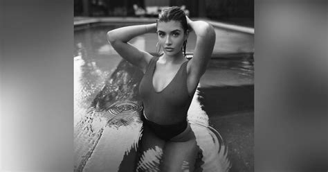Sami Sheen Flaunts Her Behind In Steamy Swimsuit Photos