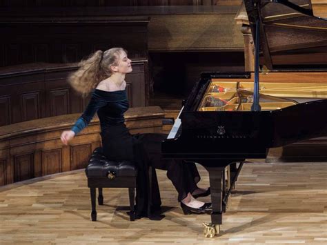 Elisabeth Brauss At Wigmore Hall Logic Matters
