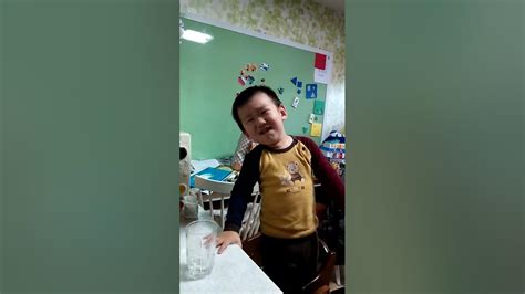 20131215833일2살3개월아이 눈부셔 엄마 조심해 이거 해부동 줘 Youtube