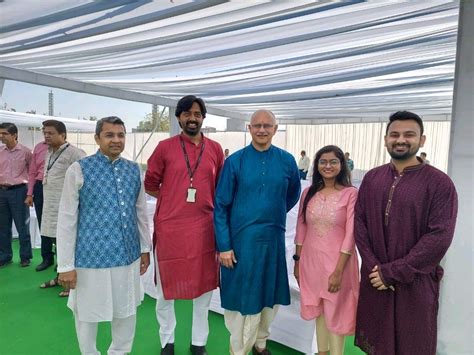 sanket vaidya on linkedin persistentsystems seebeyondriseabove 10 comments