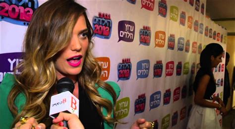 דנה פרידר אליאנה תידהר ועודד פז בבית הספר בקסטייג Youtube