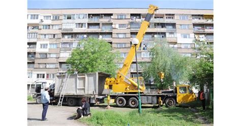 Столичната община премахва незаконни гаражи