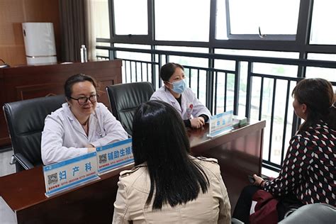 广西壮族自治区南溪山医院第68场送医送健康进基层活动走进桂林旅游股份有限公司资讯内容广西南溪山医院桂·健康桂林健康网桂林生活网健康频道
