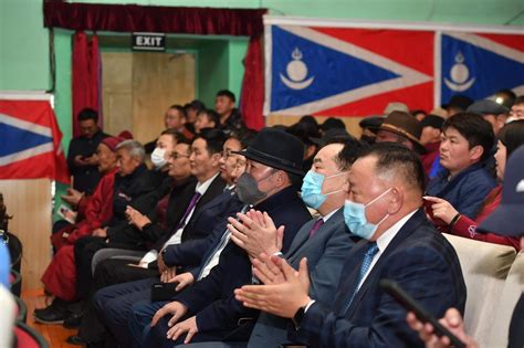 Ардчилсан намын даргын сонгуульд нэр дэвшигчид Завхан аймагт уулзалт хийж байна