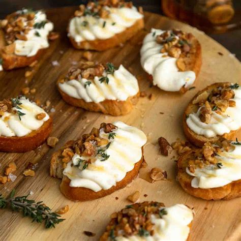 20 Delicious Crostini Recipes For Any Occasion Cooking My Dreams