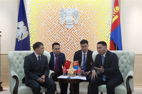 БНХАУ ын ӨМӨЗО ны Хөх хотын төлөөлөгчидтэй уулзлаа Nio Mn