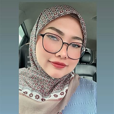 Aimie Nadia Syakilla Aimienadia • Threads Say More