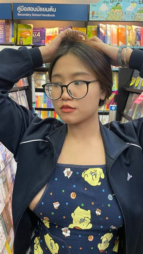 Pin oleh 𝒓𝒆𝒇𝒓𝒆𝒔𝒉𝒊𝒏𝒈 𝒍𝒊𝒇𝒆 di Thanyanan Gambar anime