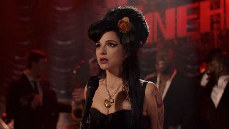 Back To Black Así Luce Marisa Abela Como Amy Winehouse En Primer Trailer De La Película N