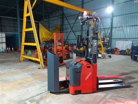 Mild Steel Lift Tech Stacker Machine For Industrial At ₹ 630000 In Chennai