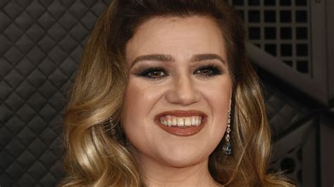 Kelly Clarksons Ex Manager Riet Ihr Damals Zu Beauty Op