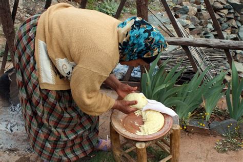 The View From Fez Photo Journal Traditional Berber Bread Making