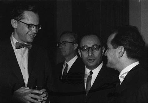 کدام یک از شما اجازه می یابید کنار پل بروکلین دفن شوید؟ تسنیم