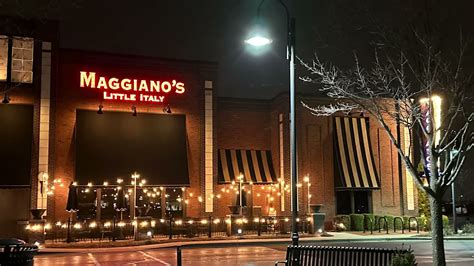 Maggianos Little Italy Naperville Menu Reviews 600 Photos 134