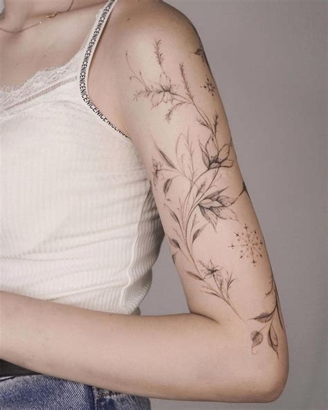 33 Stunning Flower Tattoos That Radiate Beauty And Softness Tattoos