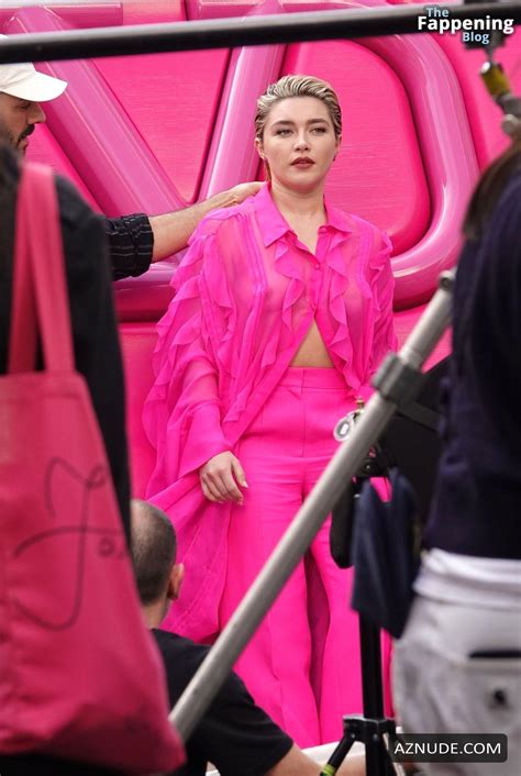 Florence Pugh Sexy Flashes Her Hot Tits During A Photoshoot For