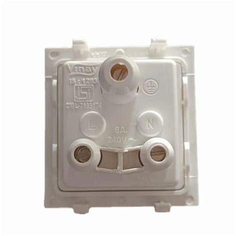 6 Polycarbonate Vinay Three Pin Socket White At Rs 150 Piece In Vadodara
