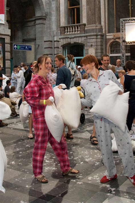 Cogiendome A La Hermana De Mi Esposa Playboy Cogiendome A Mi Sobrina Cogiendome Una Chava De