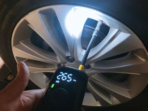 타이어공기압주입기 아이나비 허브 스마트 에어펌프 Blast 사용후기 네이버 블로그