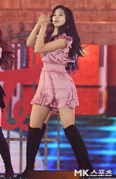 Ghim Của Ralph Cheng Trên Twice