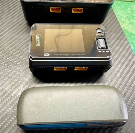 今話題の充電器じゃなぁい じろちょうの氏ねばいいのに