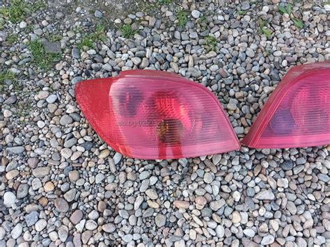 ляв и десен стоп за пежо 307 хечбек Peugeot 307 Фарове Стопове Мигачи Резервни части